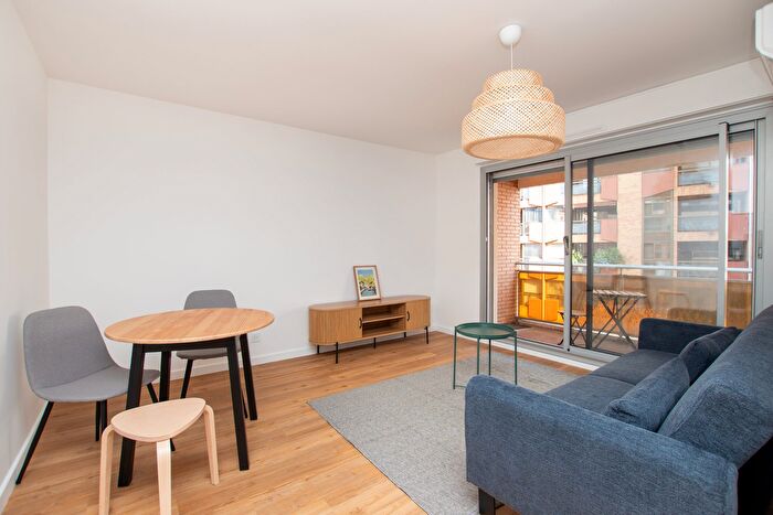 Appartement 2 pièces à Toulouse, Saint-Georges, à louer