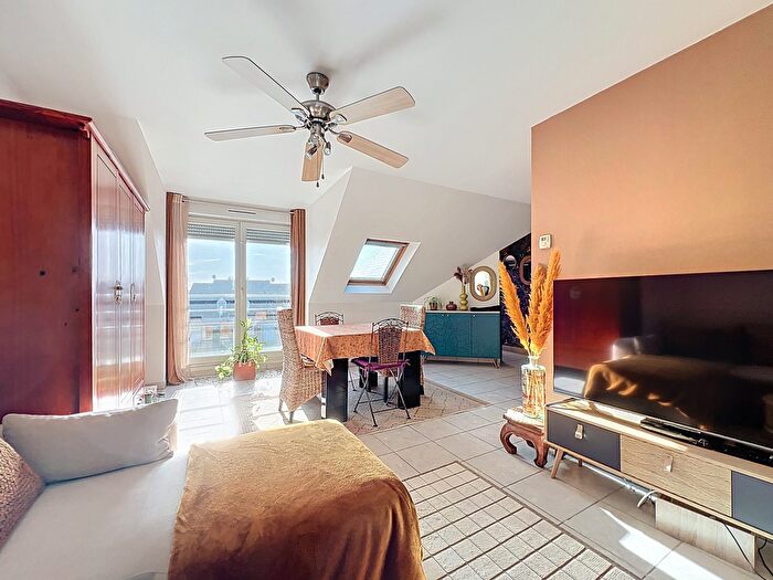 Appartement à vendre - La Chaussée-Saint-Victor - 2 pièces - 1 chambre