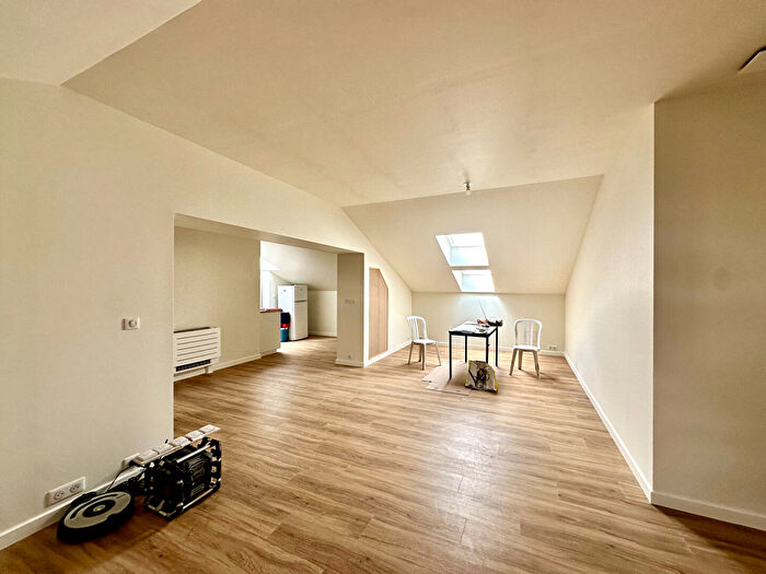 Appartement à vendre - Aix-en-Provence, Val Saint-André - 8 pièces - 6 chambres