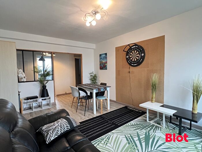 Appartement à vendre - Quartiers Sud-Ouest, Bréquigny - 4 pièces - 3 chambres