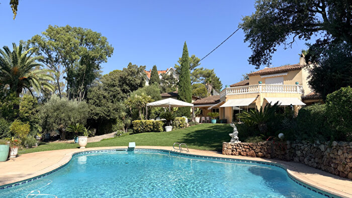Maison 5 pièces à vendre à Saint-Raphaël