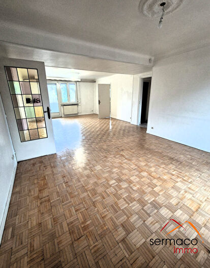 Appartement à vendre - Sarreguemines, Centre-ville - 5 pièces - 3 chambres