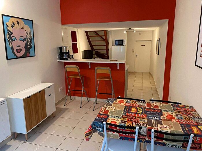 Maison à louer - Beaufort Agglomération, Beaufort-en-Anjou - 4 pièces - 2 chambres