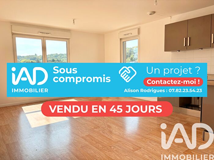 Appartement à vendre - Fontenay-le-Fleury, Soleil Levant - 3 pièces - 2 chambres