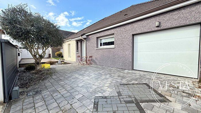 Maison à vendre - Saint-Julien - 4 pièces - 3 chambres