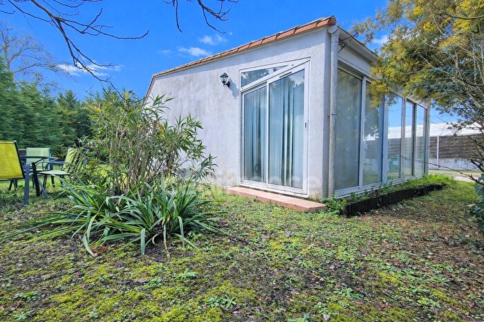 Maison à vendre - Barzan - 4 pièces - 3 chambres