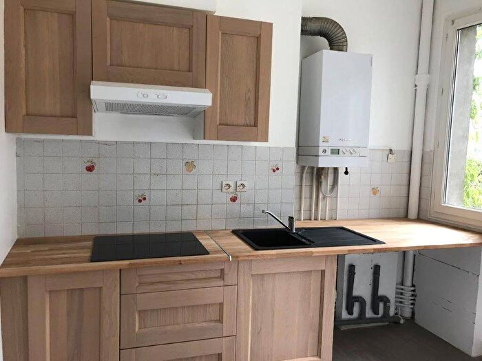 Centre Ville, Louviers - Appartement 2 pièces à louer