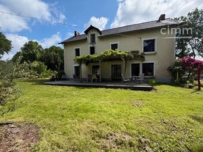 Maison 8 pièces à vendre à Nozay