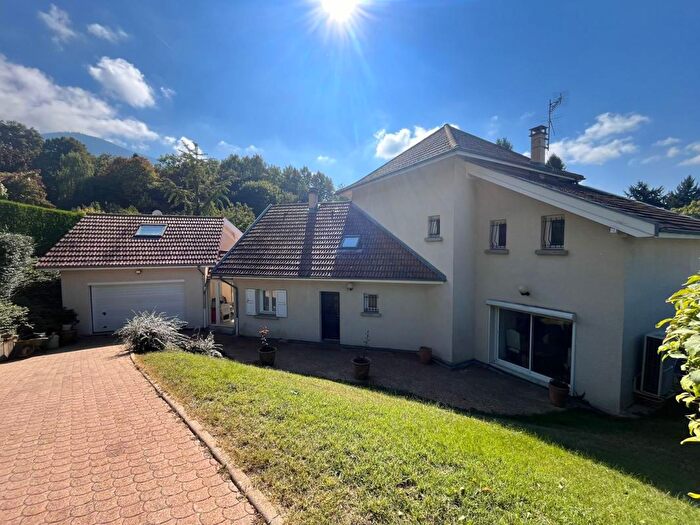 Maison à vendre - Saint-Martin-dUriage - 8 pièces - 5 chambres