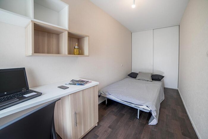 Appartement à louer - Toulouse, Saint-Sernin - 3 pièces - 2 chambres