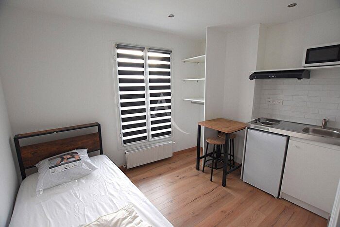 Appartement à louer - Centre Ville, Pontoise - 1 pièce