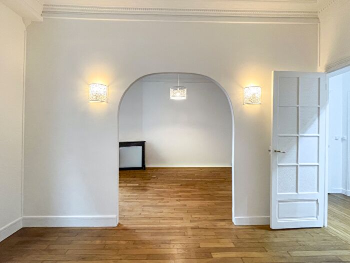 Issy-les-Moulineaux, Centre-ville, Corentin Celton, Les Varennes - Appartement 4 pièces à vendre