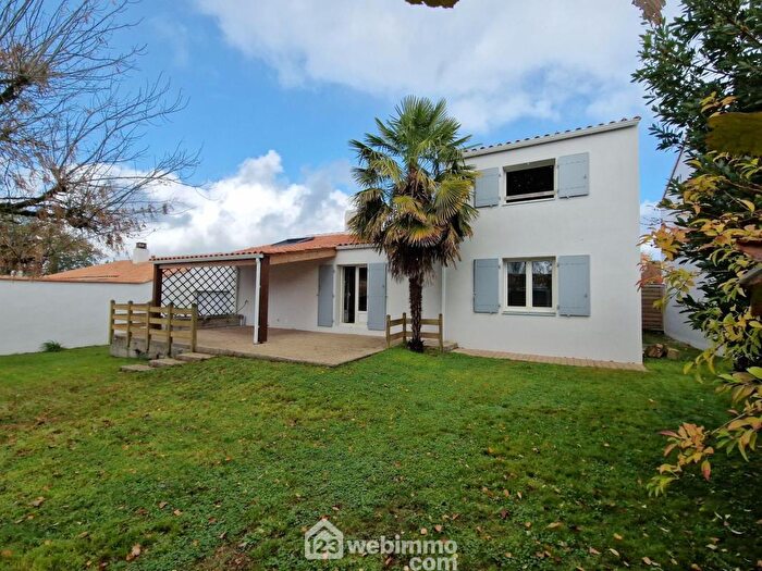 Maison à vendre - La Roche-sur-Yon, Val dOrnay, Saint-André dOrnay, Forges - 5 pièces - 3 chambres