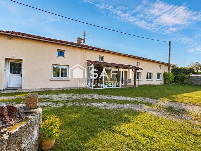 Maison 8 pièces à vendre à Saint-Médard