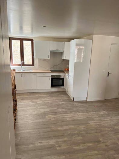 Appartement 3 pièces à Mézières-sur-Seine, à louer