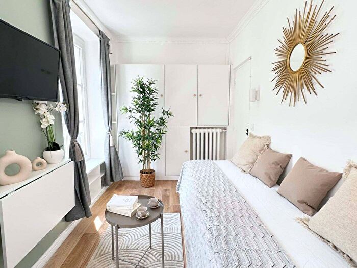 Appartement à louer - Porte Saint Denis-Paradis, Paris ème - 1 pièce