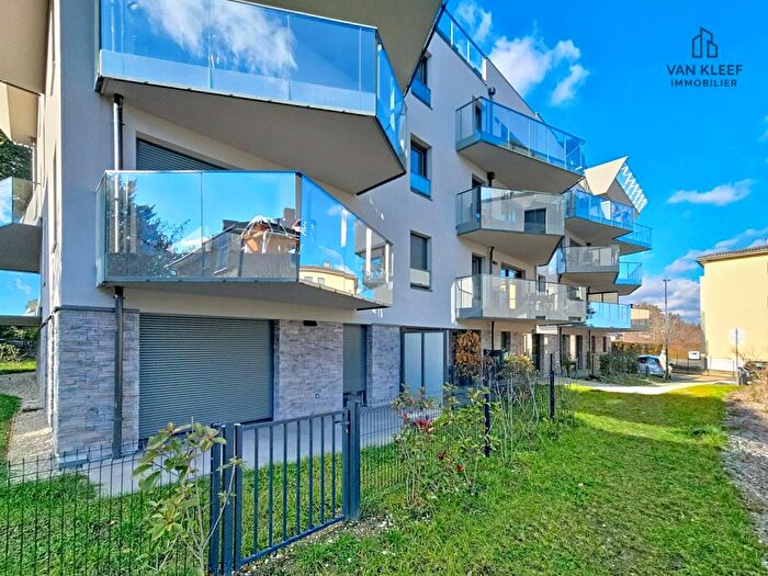 Appartement à vendre - Divonne-les-Bains - 4 pièces - 3 chambres