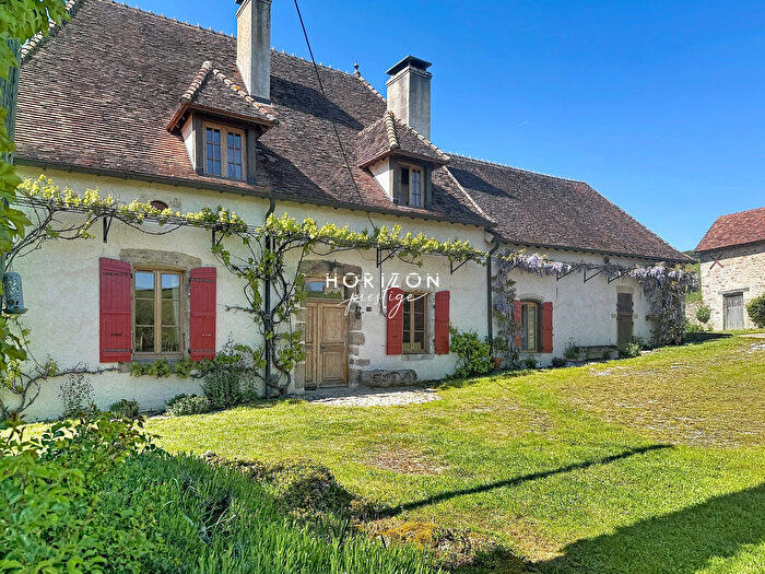 Mary - Maison 7 pièces à vendre