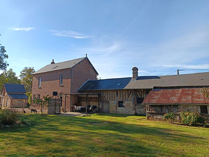 Maison à vendre - Lisieux, Centre-ville - 6 pièces - 4 chambres