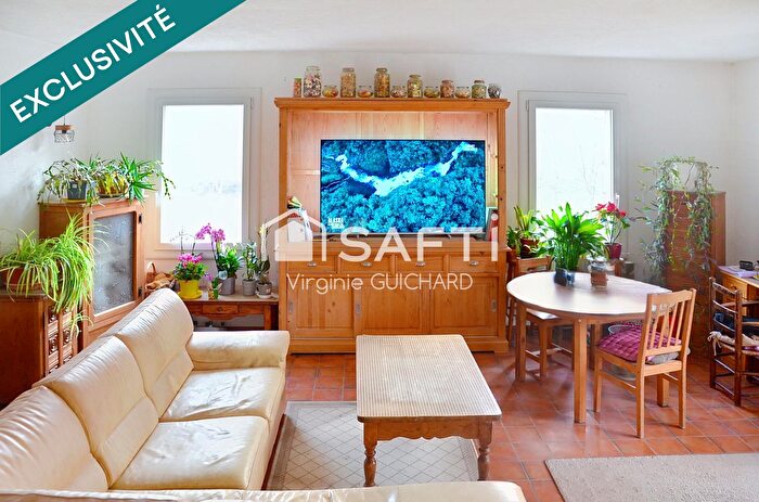 Maison 4 pièces à vendre à Aiglun