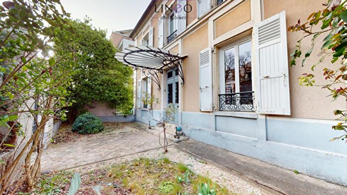 Maison à vendre - Choisy-le-Roi, Centre-ville, Parc Prairie, Hautes Bornes - 7 pièces - 4 chambres