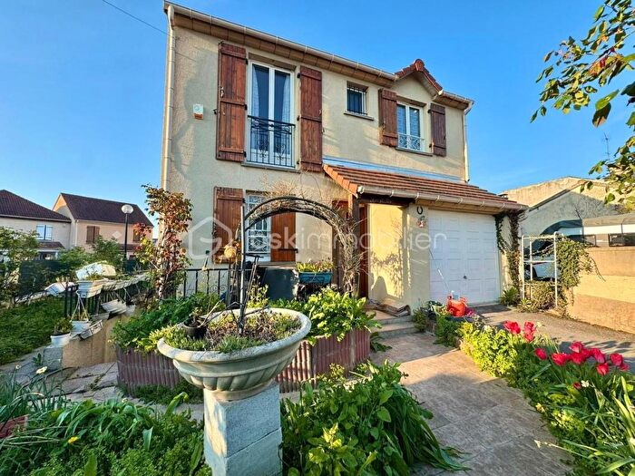 Maison à vendre - Le Blanc-Mesnil, Sud - 5 pièces - 4 chambres