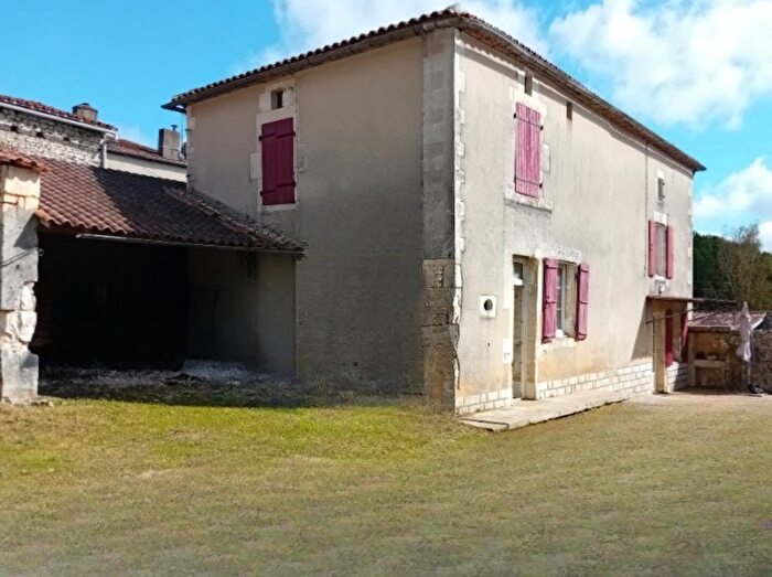 Maison à vendre - Saint-Mary - 3 pièces - 2 chambres