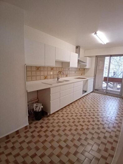 Appartement à louer - Feurs - 3 pièces - 2 chambres