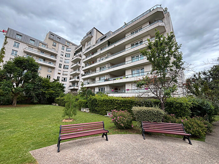 Appartement 3 pièces à vendre à Puteaux, Lorilleux