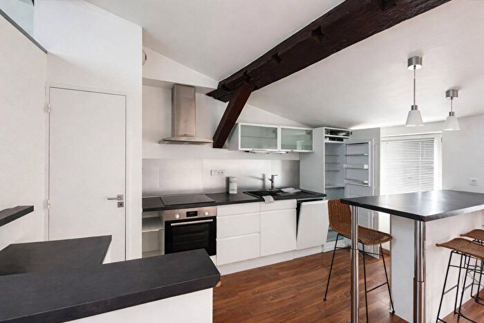 Appartement à louer - Saint Jacques-Chavanelle, Saint-Étienne - 3 pièces - 2 chambres