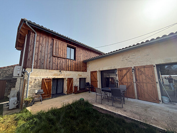 Maison à vendre - Montagne - 5 pièces - 4 chambres