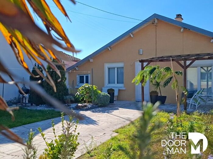 Maison à vendre - Saint-Sébastien-sur-Loire - 4 pièces - 2 chambres