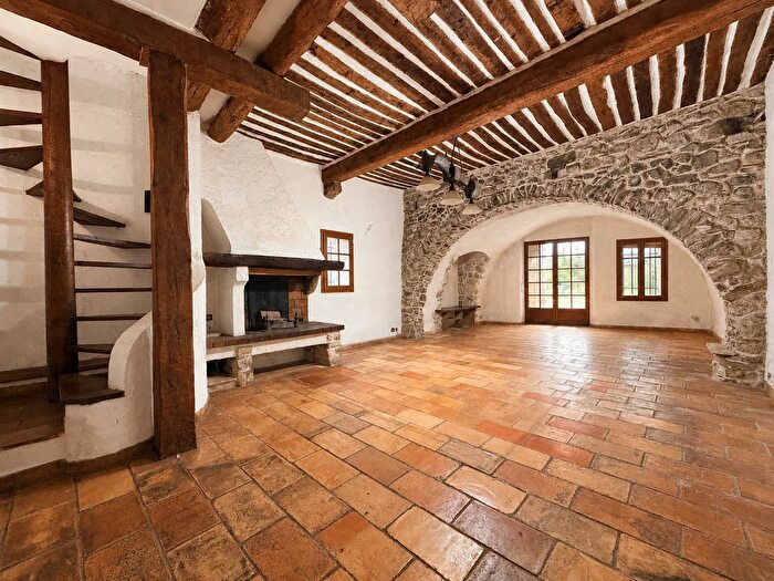 Maison 4 pièces à Vallauris, Centre-ville, à vendre