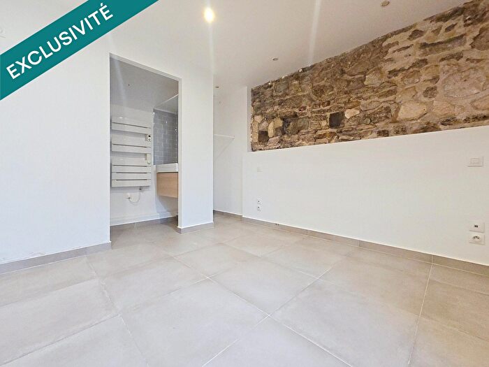 Pantin, Limites - Appartement 2 pièces à vendre