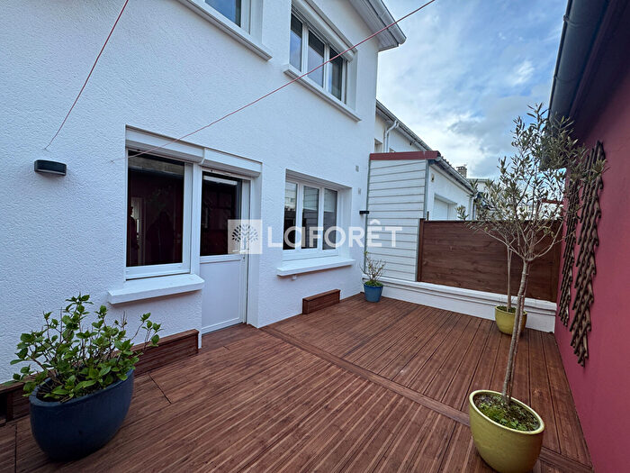 Maison à vendre - Calais, Calais-Nord - 5 pièces - 3 chambres