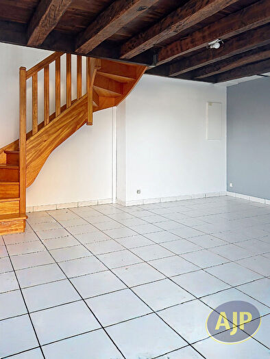 Appartement à louer - Saint-Aubin-des-Châteaux - 2 pièces - 1 chambre