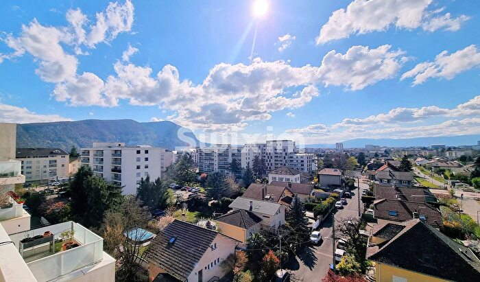 Appartement à vendre - Ambilly - 5 pièces - 4 chambres