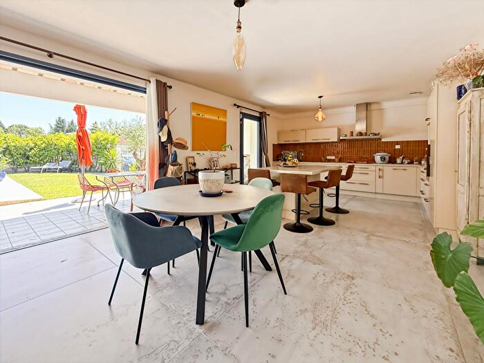 Mouriès : Maison 5 pièces à vendre