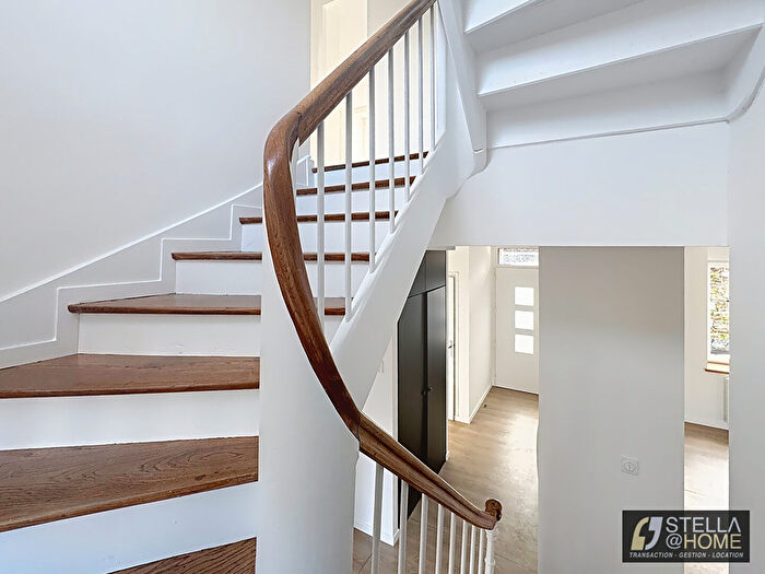 Maison à vendre - Guingamp - 10 pièces - 5 chambres