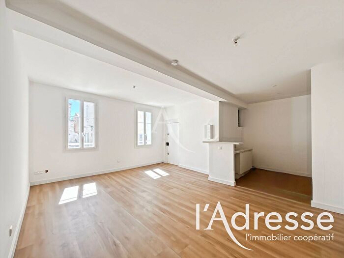 Appartement 3 pièces à Extension Centre Ville, La Ciotat, à louer