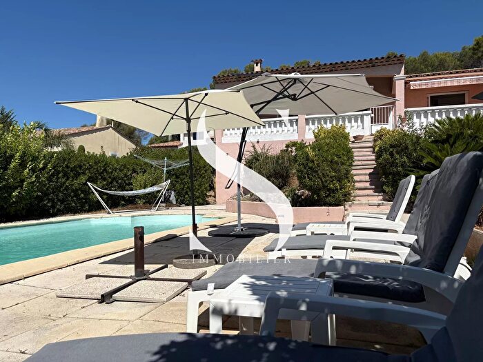 Maison à vendre - Vallauris, Les Issarts, Subreville - 5 pièces - 6 chambres