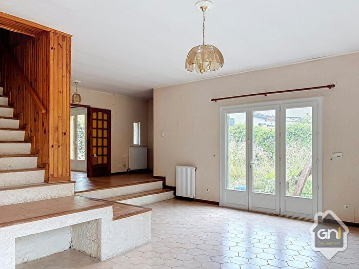 Eyguières : Maison 7 pièces à vendre