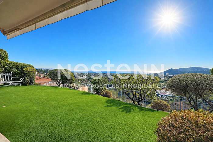 Maison à vendre - Mandelieu-la-Napoule, Les Termes - 5 pièces - 3 chambres