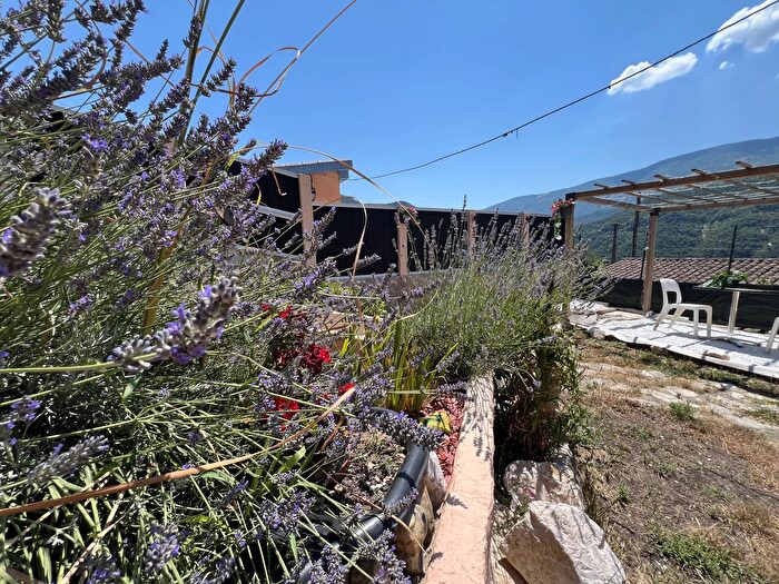 Maison à vendre - Roquestéron, Roquesteron - 2 pièces - 1 chambre