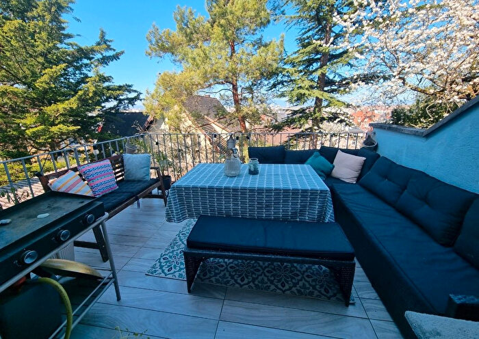 Appartement à vendre - Riedisheim, Sud - 4 pièces - 2 chambres