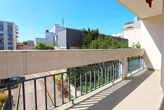 Appartement à vendre - Montreuil, Centre-ville - 4 pièces - 3 chambres