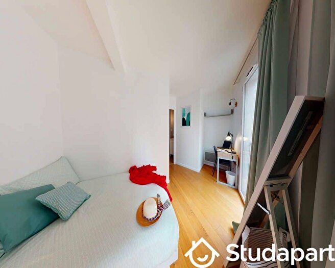 Danube-Porte des Lilas, Paris 19ème arrondissement : Appartement 1 pièce à louer