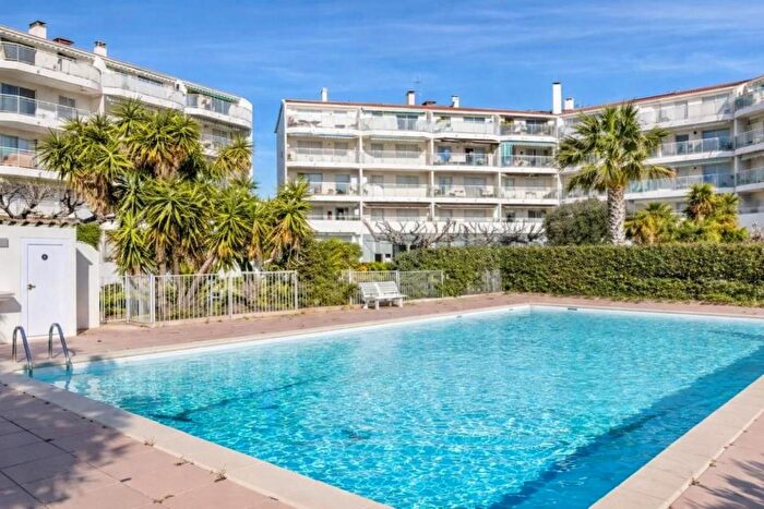 Appartement à vendre - Fréjus, Villeneuve - 3 pièces - 2 chambres