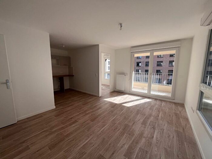 Appartement à louer - Bobigny, Centre-ville - 3 pièces - 2 chambres