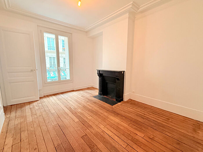 Paris 18ème, Jules Joffrin - Appartement 3 pièces à louer